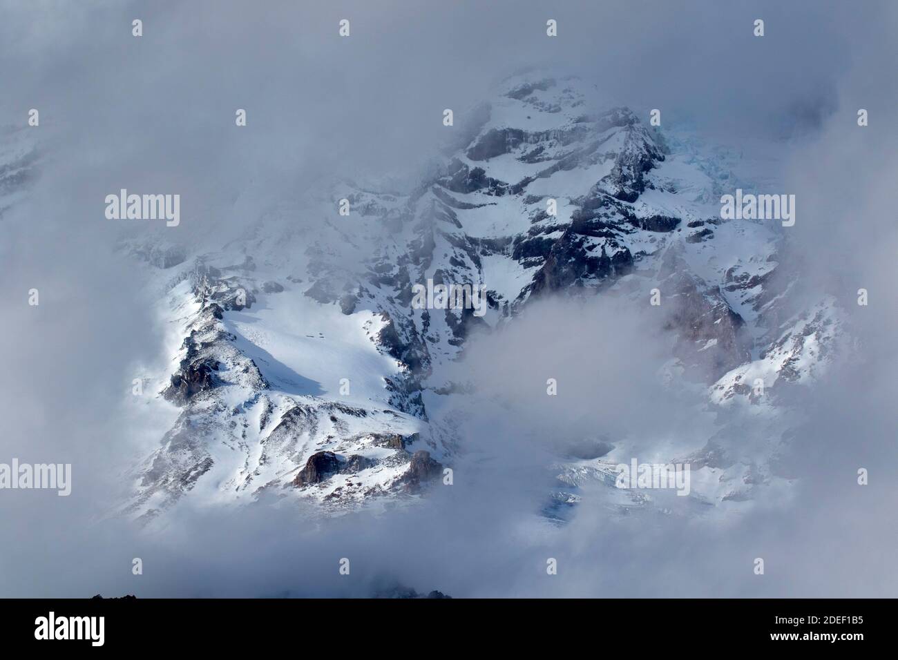 Mt Rainier through cloud from Inspiration Point, Mt Rainier National ...