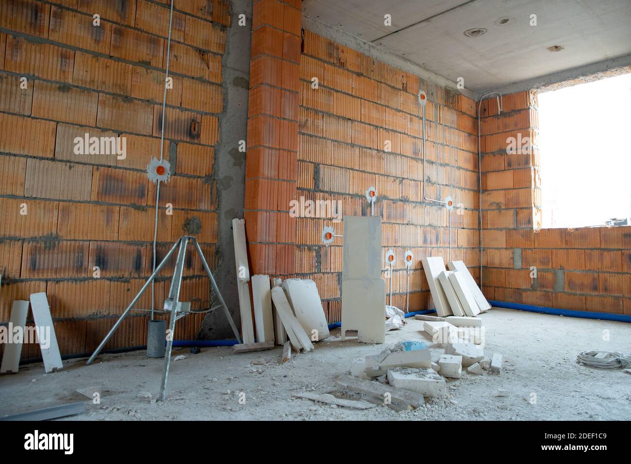 building a house, unfinished interior Stock Photo - Alamy