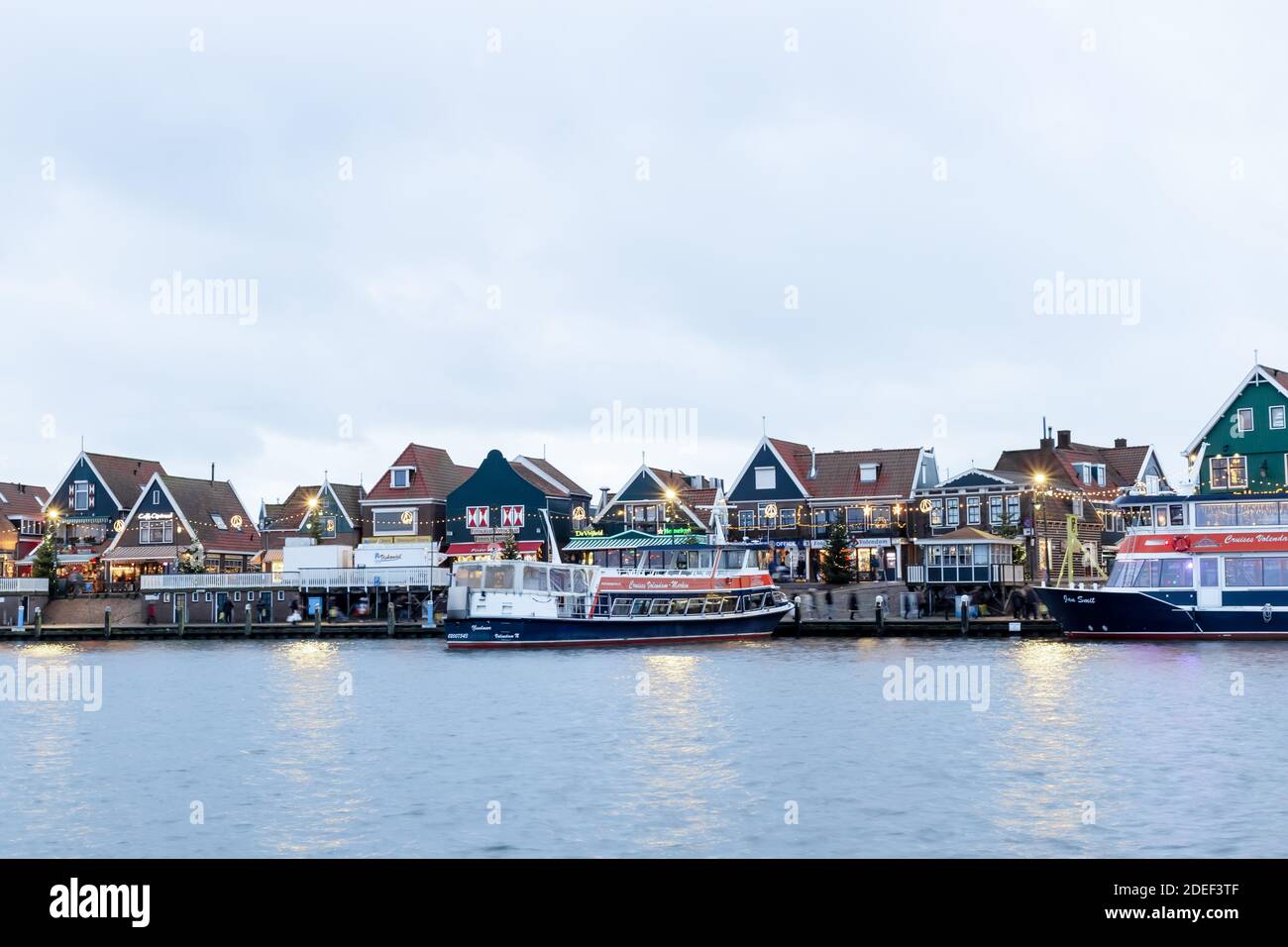 Place volendam hi-res stock photography and images - Alamy