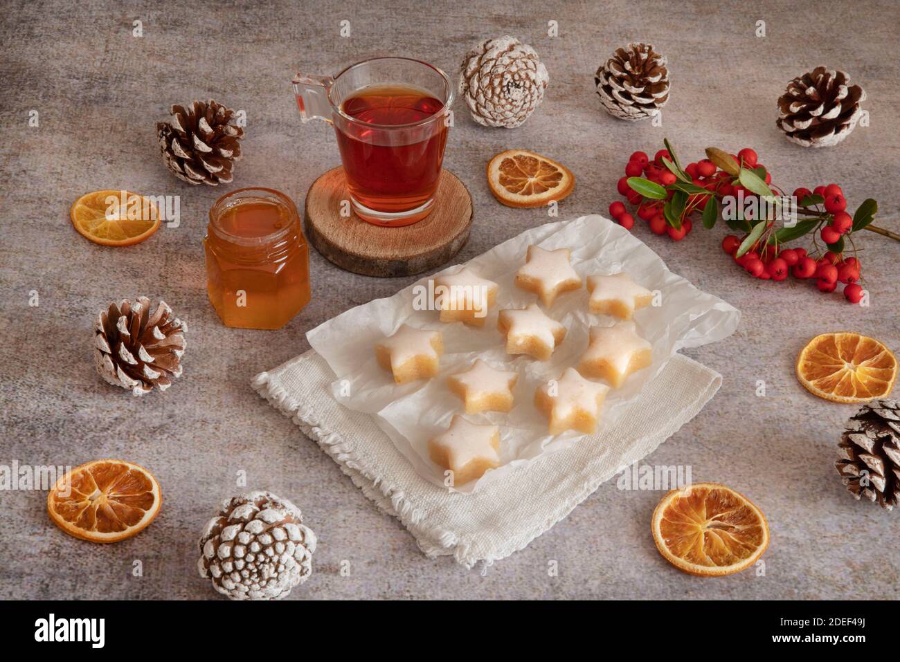 Homemade Christmas star-shaped cakes Stock Photo - Alamy