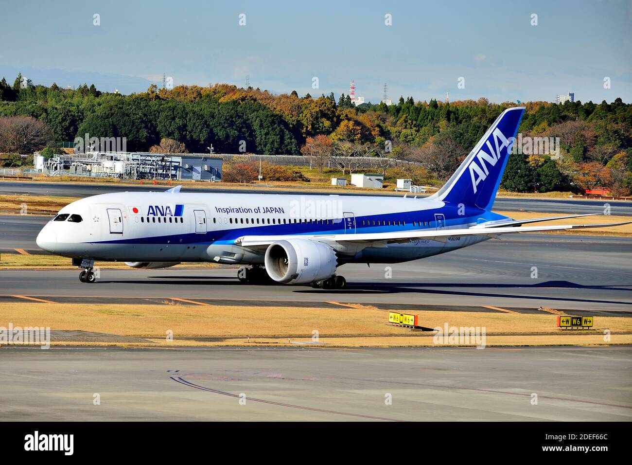 Boeing 788 High Resolution Stock Photography and Images - Alamy