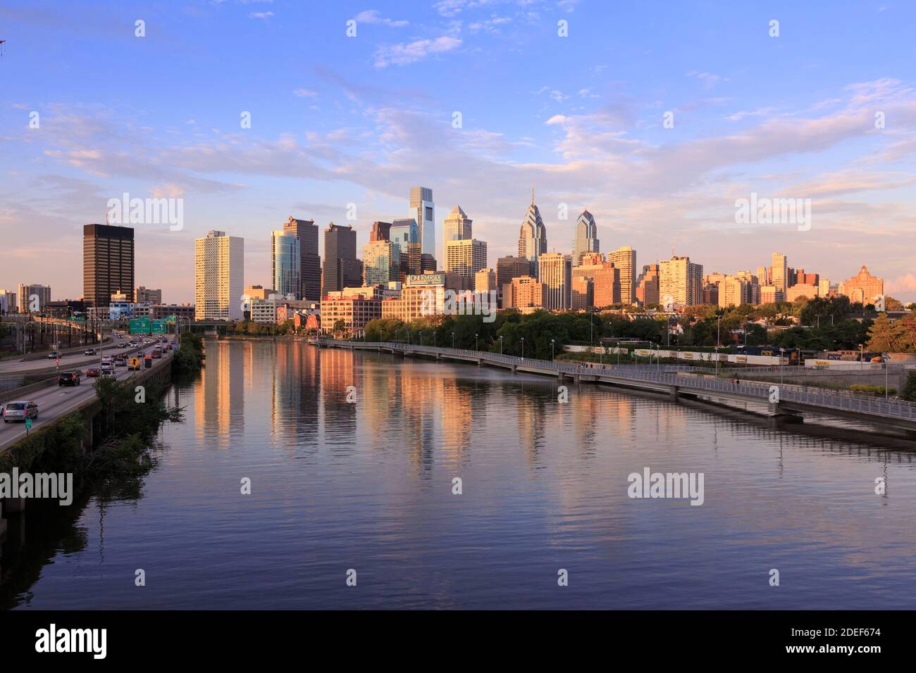 Skyline with Highway 76, Schuylkill Banks Boardwalk, Philadelphia Stock ...