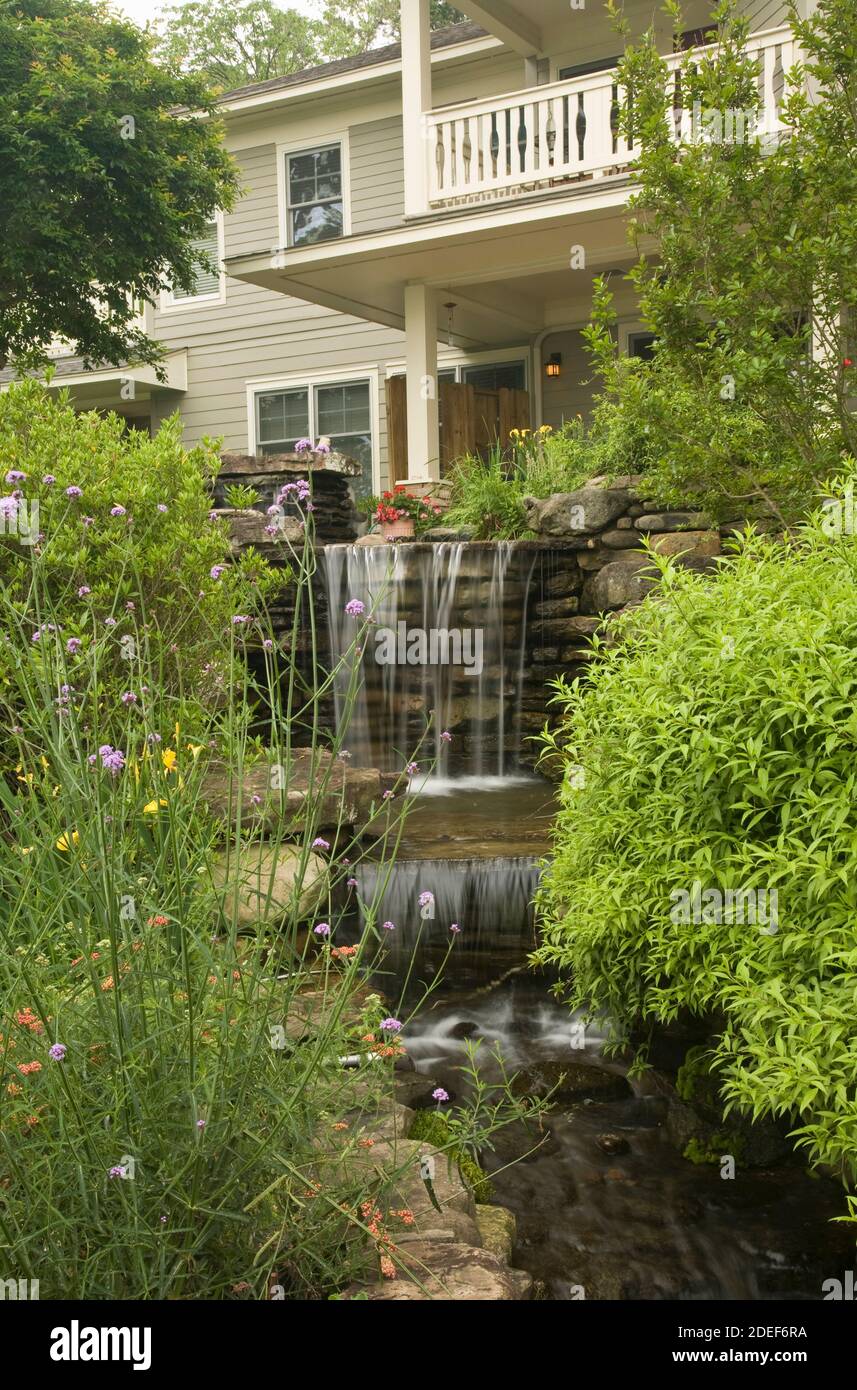 backyard water feature Stock Photo - Alamy