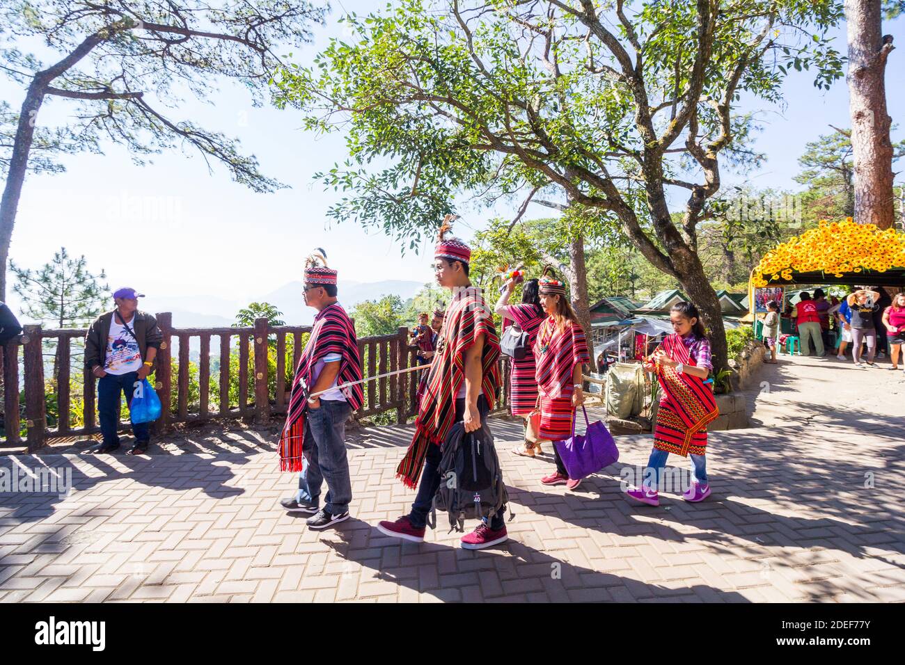 Mines View Park, a popular mountain viewdeck in Baguio City ...