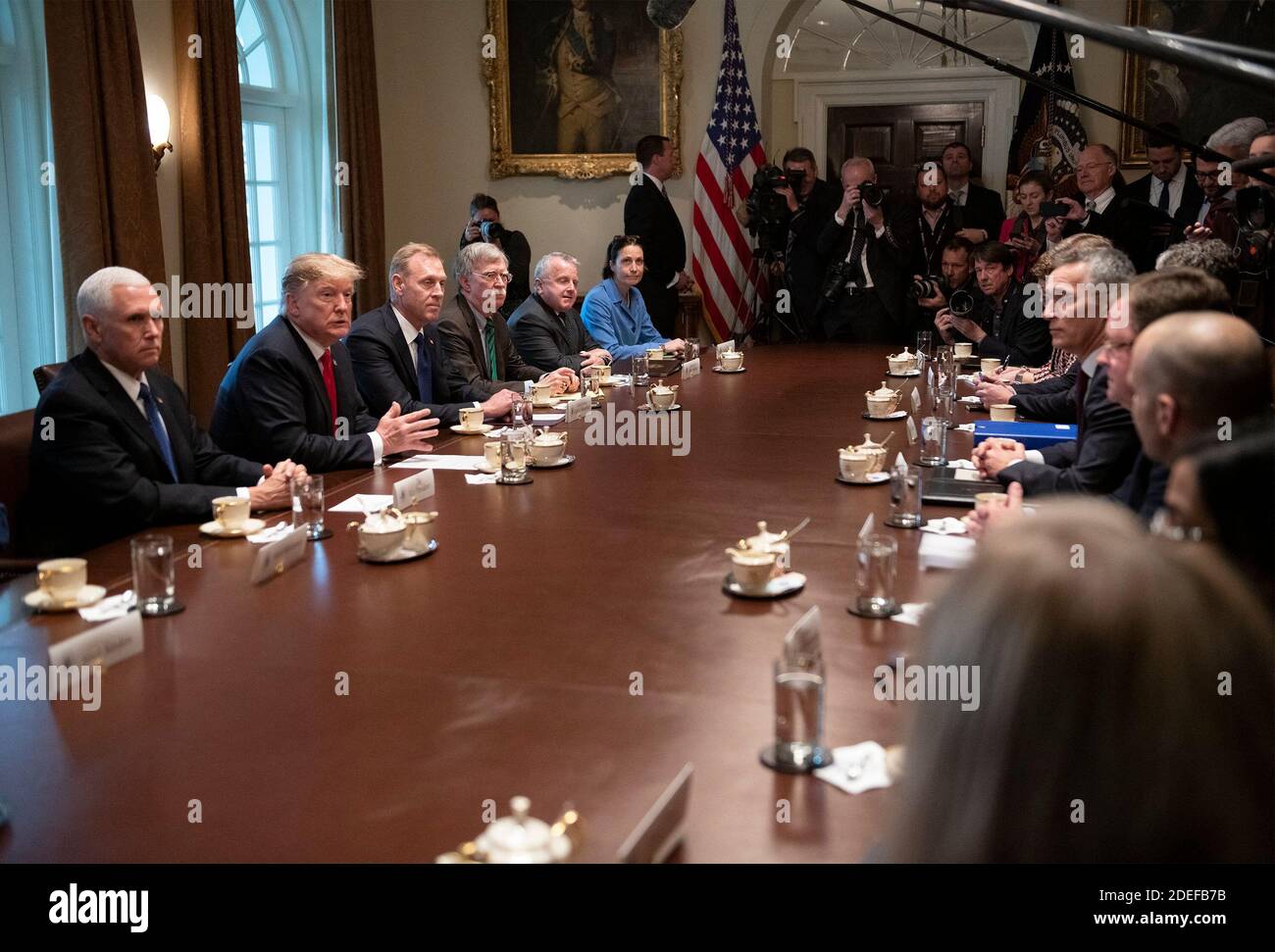 Expanded cabinet hi-res stock photography and images - Alamy