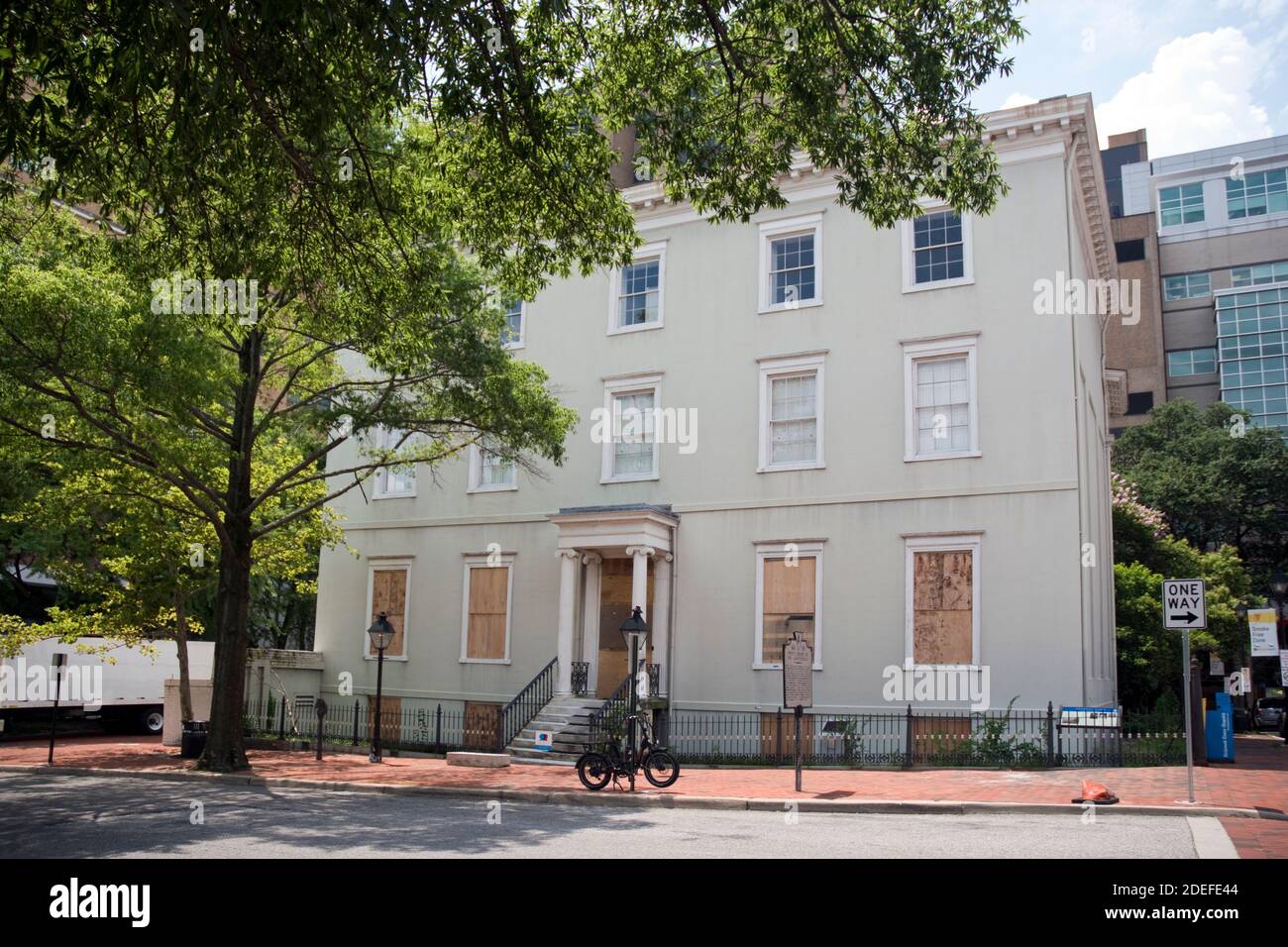 Confederate white house hi-res stock photography and images - Alamy