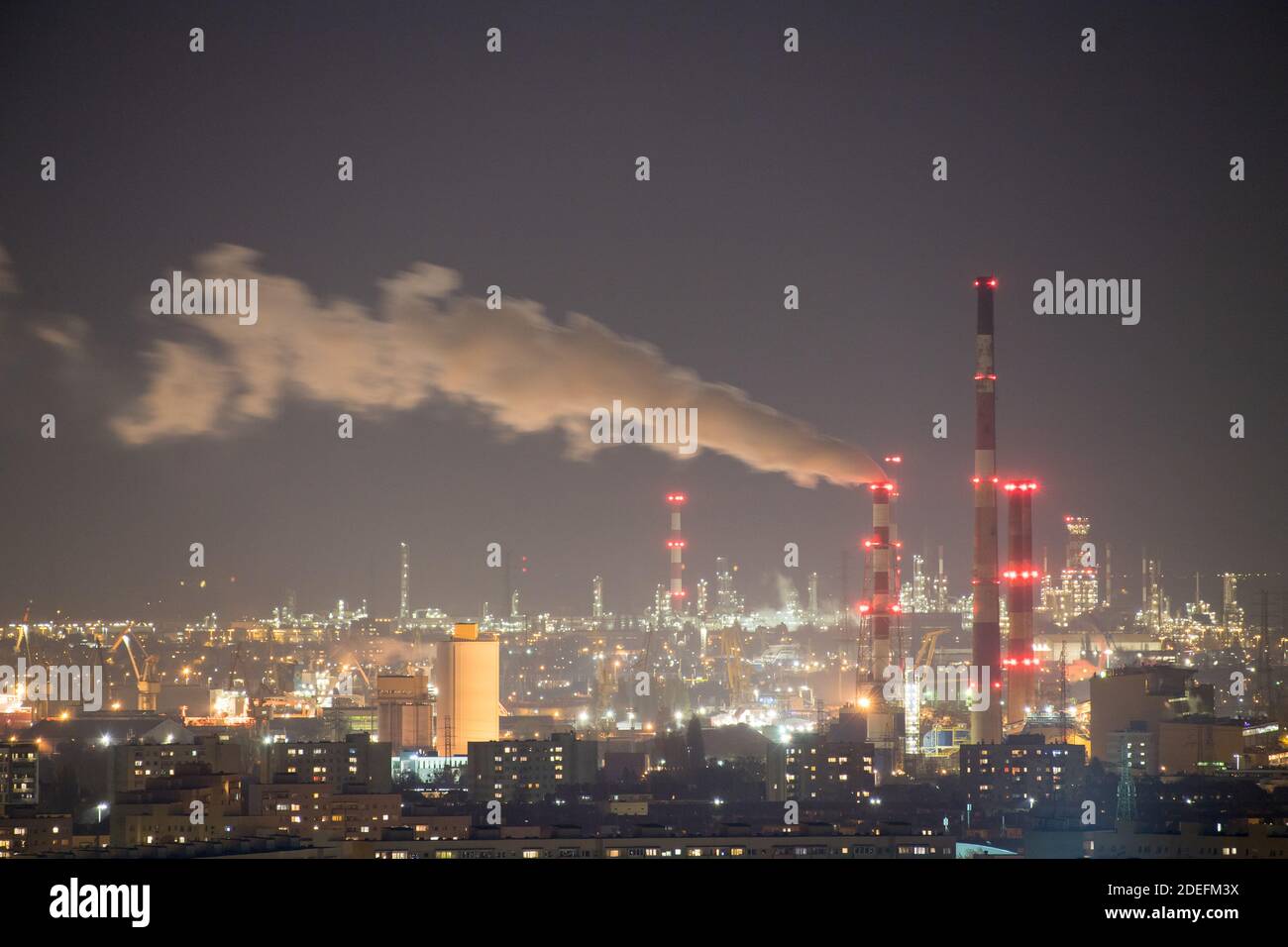 Lotos refinery building hi-res stock photography and images - Alamy