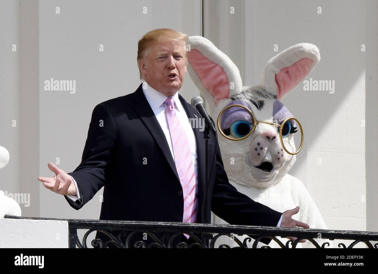 White house truman balcony hi-res stock photography and images - Alamy