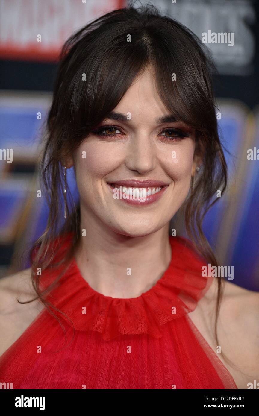 Elizabeth Henstridge attends the world premiere of Walt Disney Studios ...