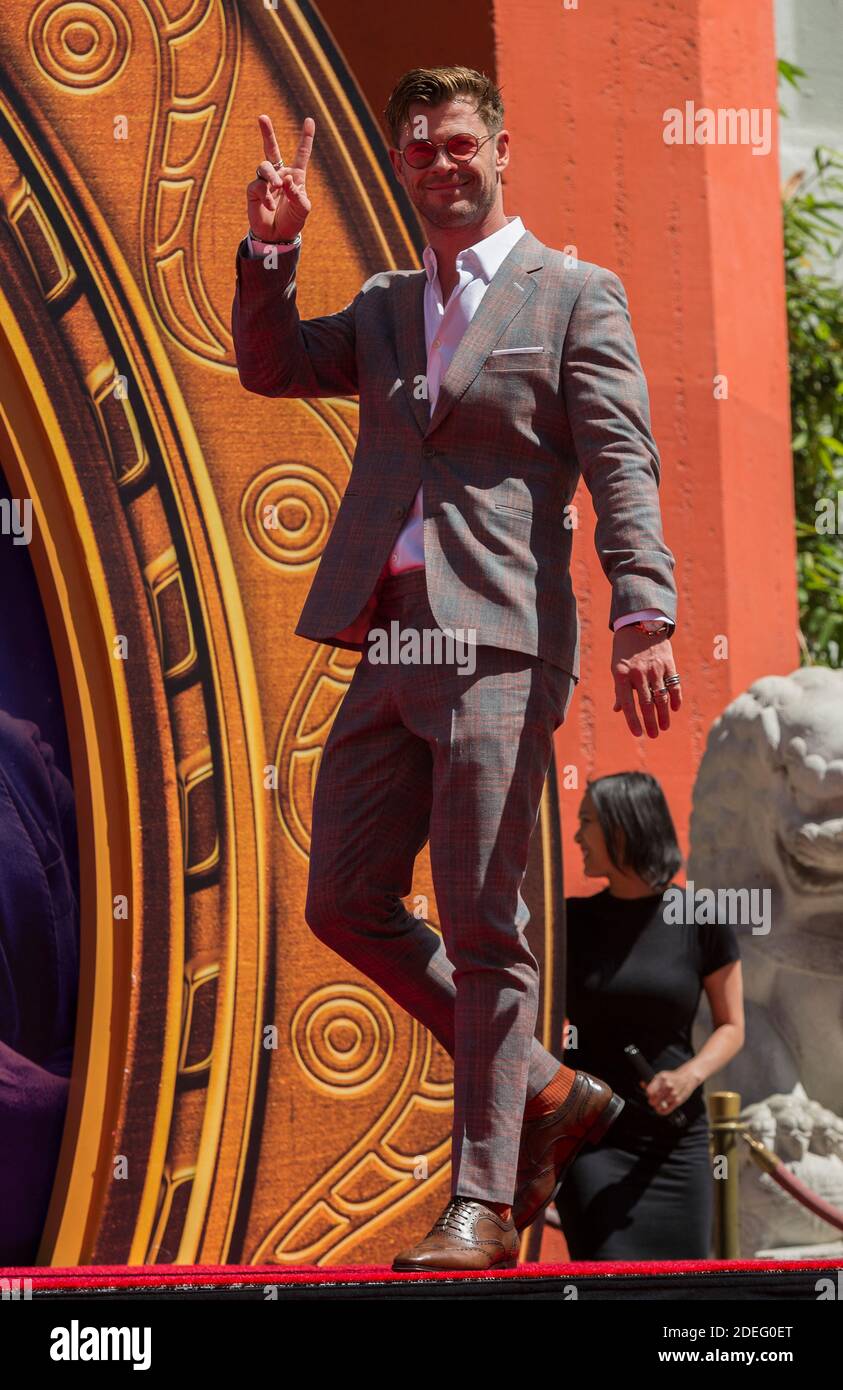 Chris Hemsworth attends the Marvel Studios' 'Avengers: Endgame' cast ...