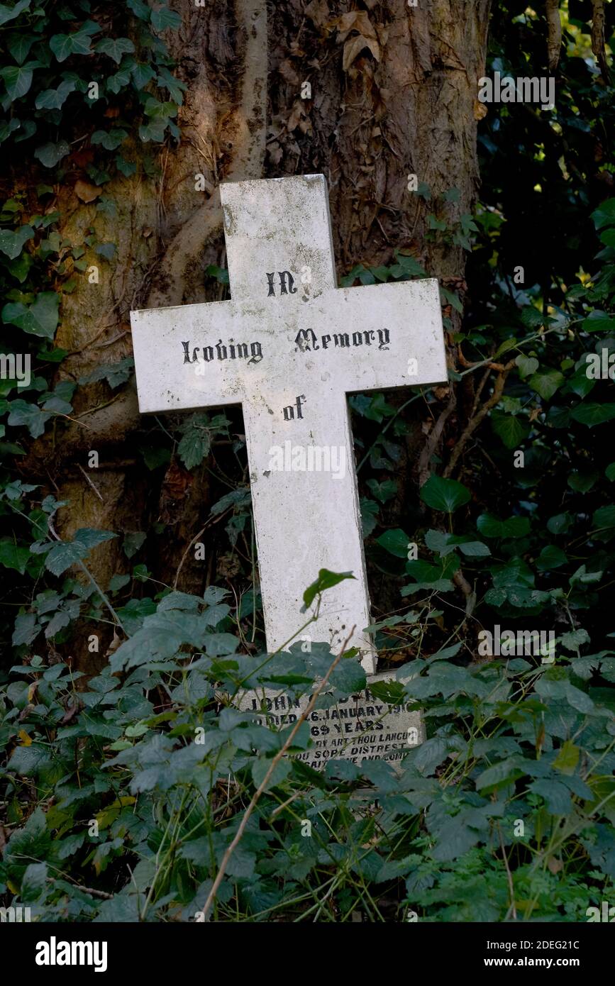 In Loving Memory On Tombstone High Resolution Stock Photography and ...