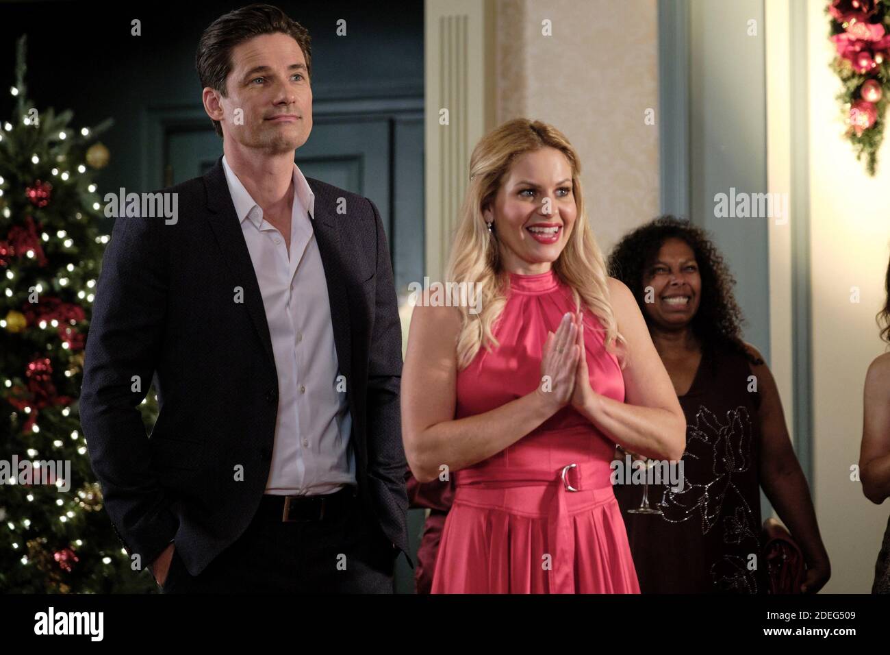 IF I ONLY HAD CHRISTMAS, from left: Warren Christie, Candace Cameron ...