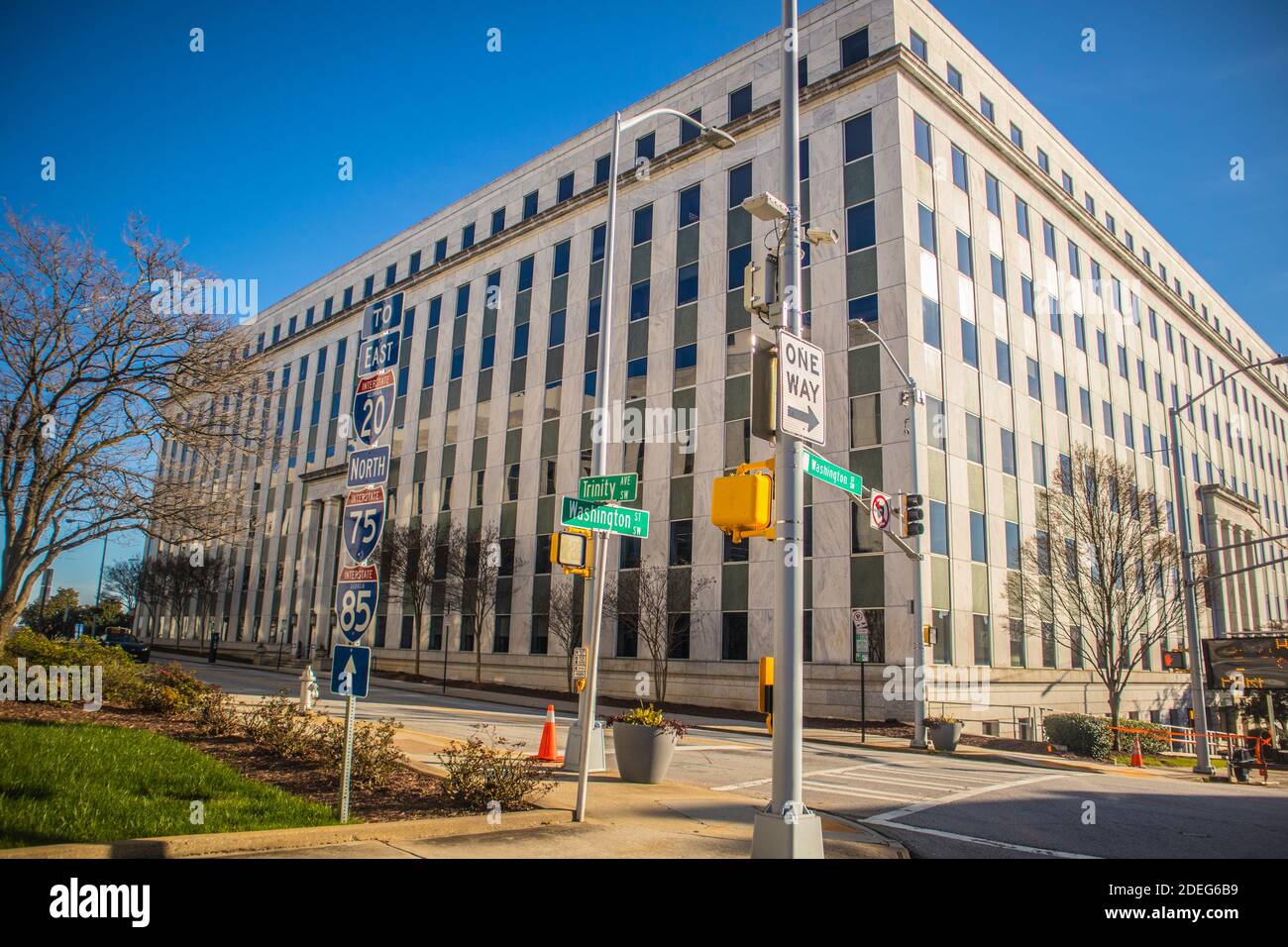 Atlanta georgia street signs hi-res stock photography and images - Alamy