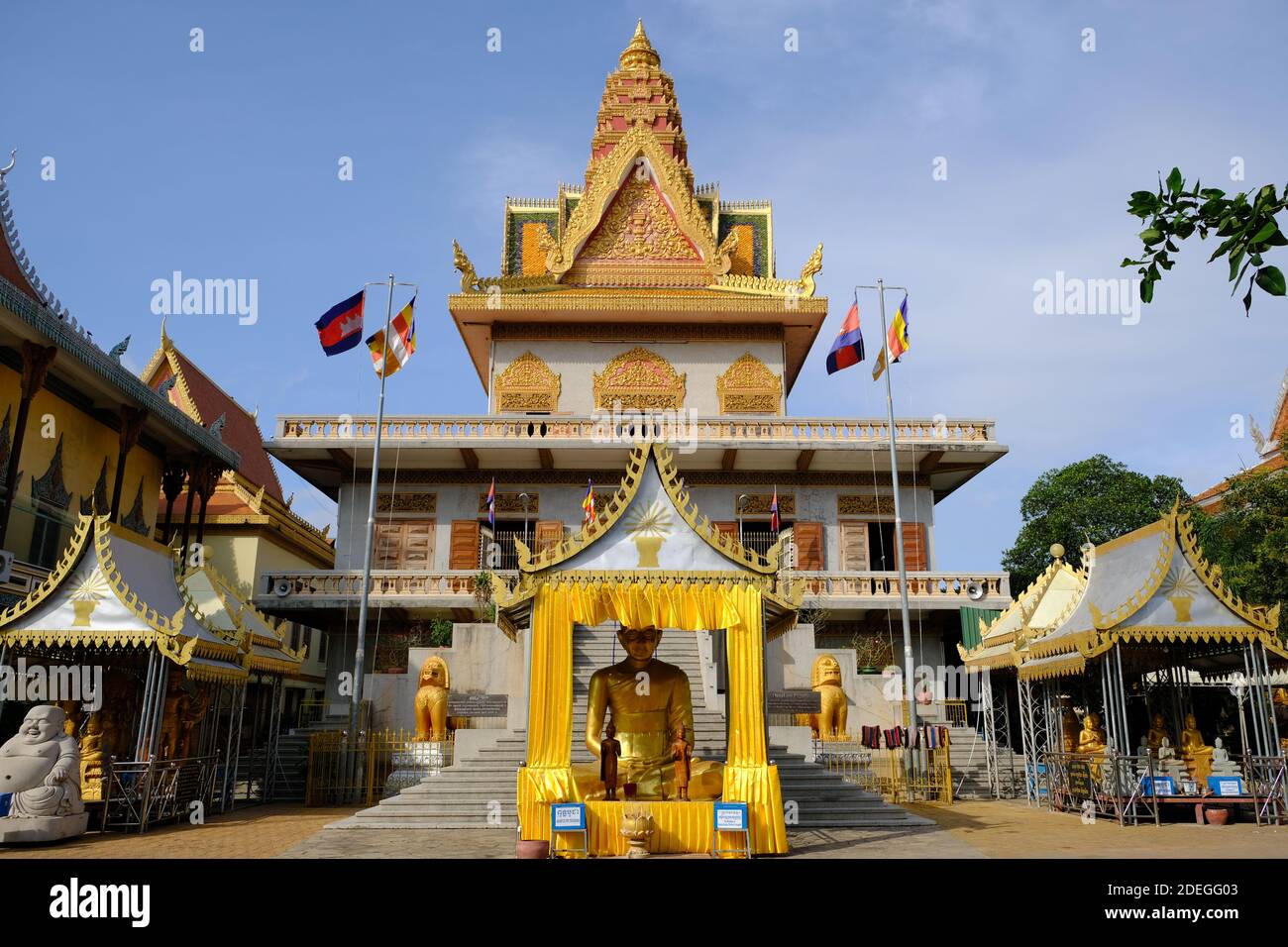 Cambodia Phnom Penh - Wat Ounalom Monastery panoramic photo main ...