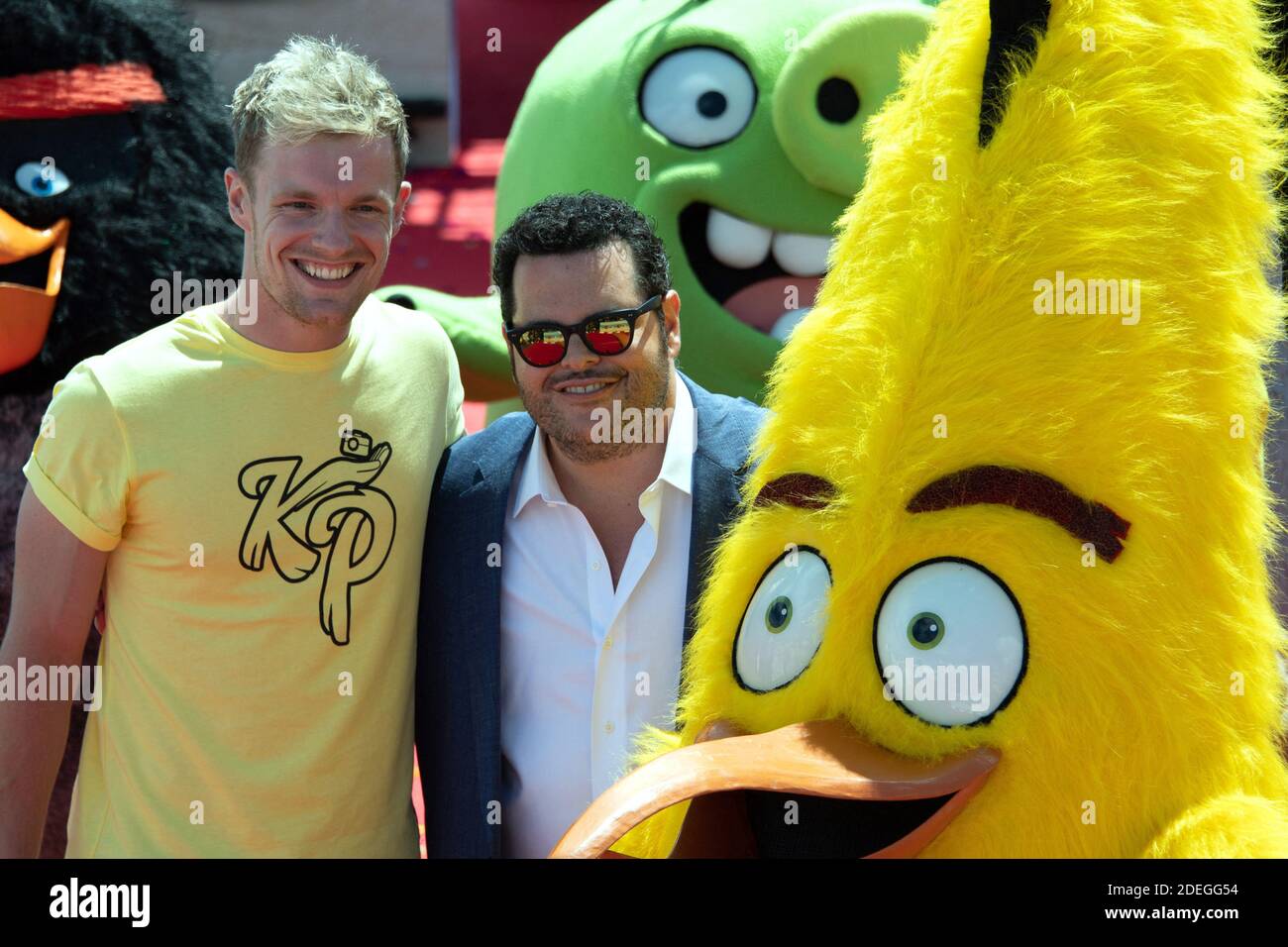 Enzo Knol and Josh Gad attending the Angry Birds 2 Photocall during the ...