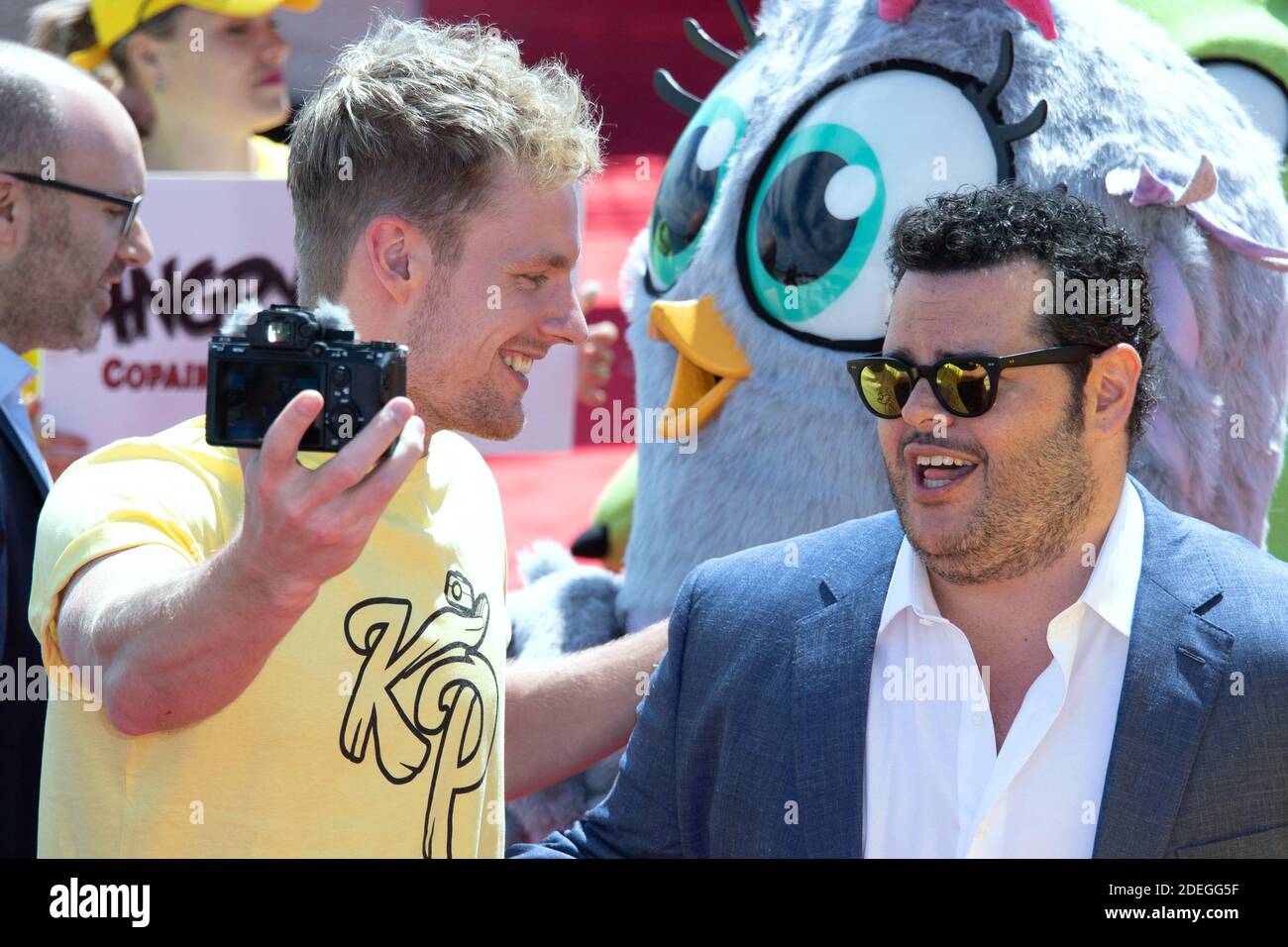 Enzo Knol and Josh Gad attending the Angry Birds 2 Photocall during the ...