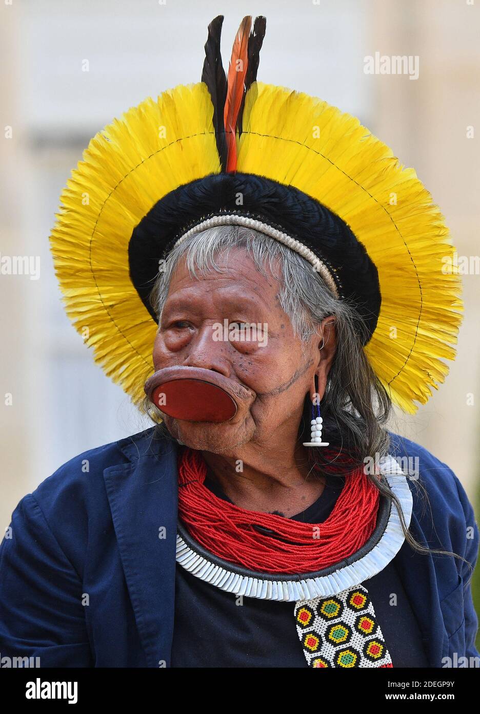 Brazil's legendary indigenous chief Raoni Metuktire (C) poses on the ...