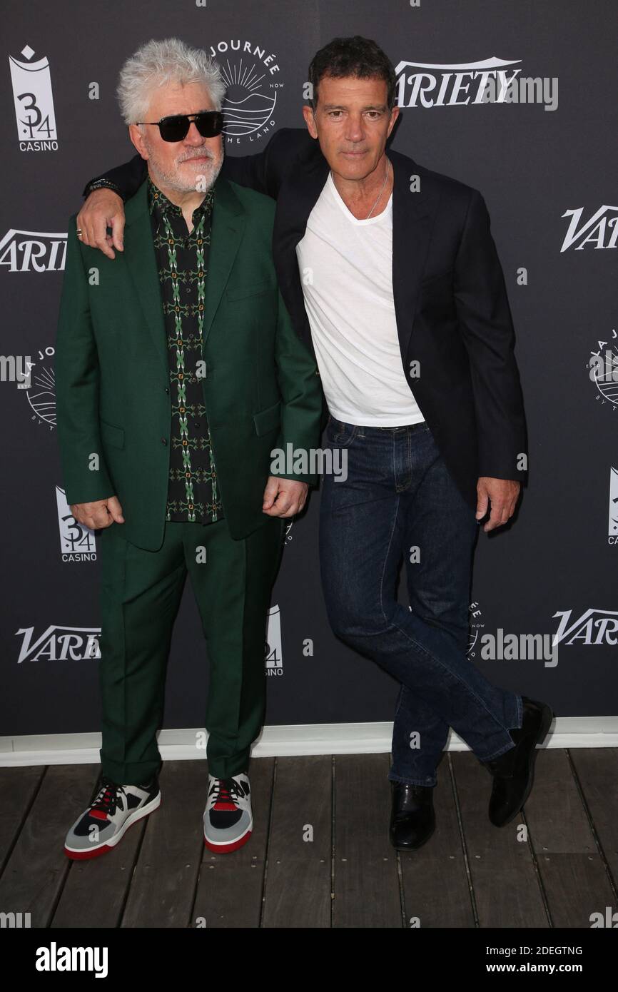 Pedro Almodovar and Antonio Banderas attends the photocall for "The ...