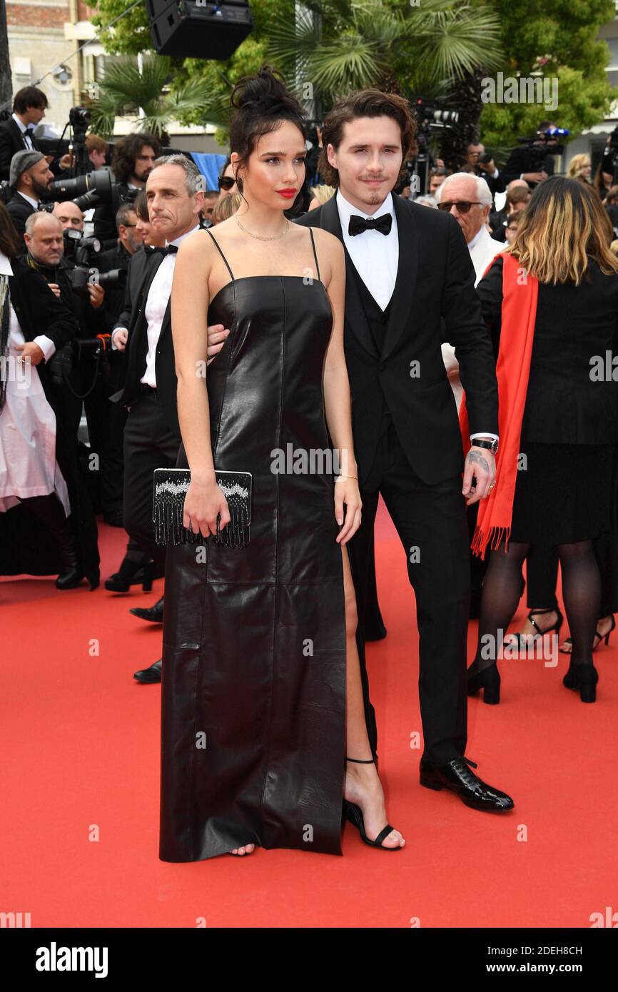 Brooklyn Beckham and Hanna Cross posing on the red carpet for the ...