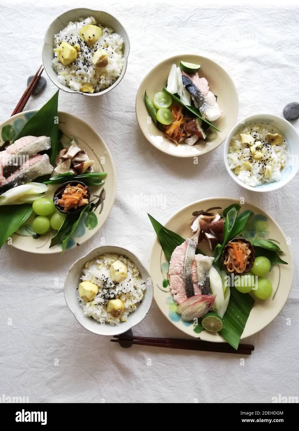 Autumn Japanese Dishes - Chestnut Rice and Salmon Stock Photo - Alamy