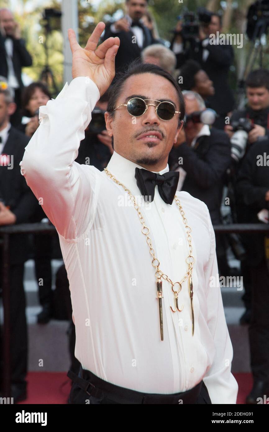 Salt bae hi-res stock photography and images - Alamy