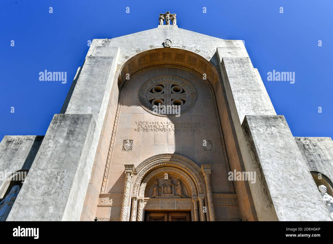 Carmelite monastery carmel california hi-res stock photography and ...
