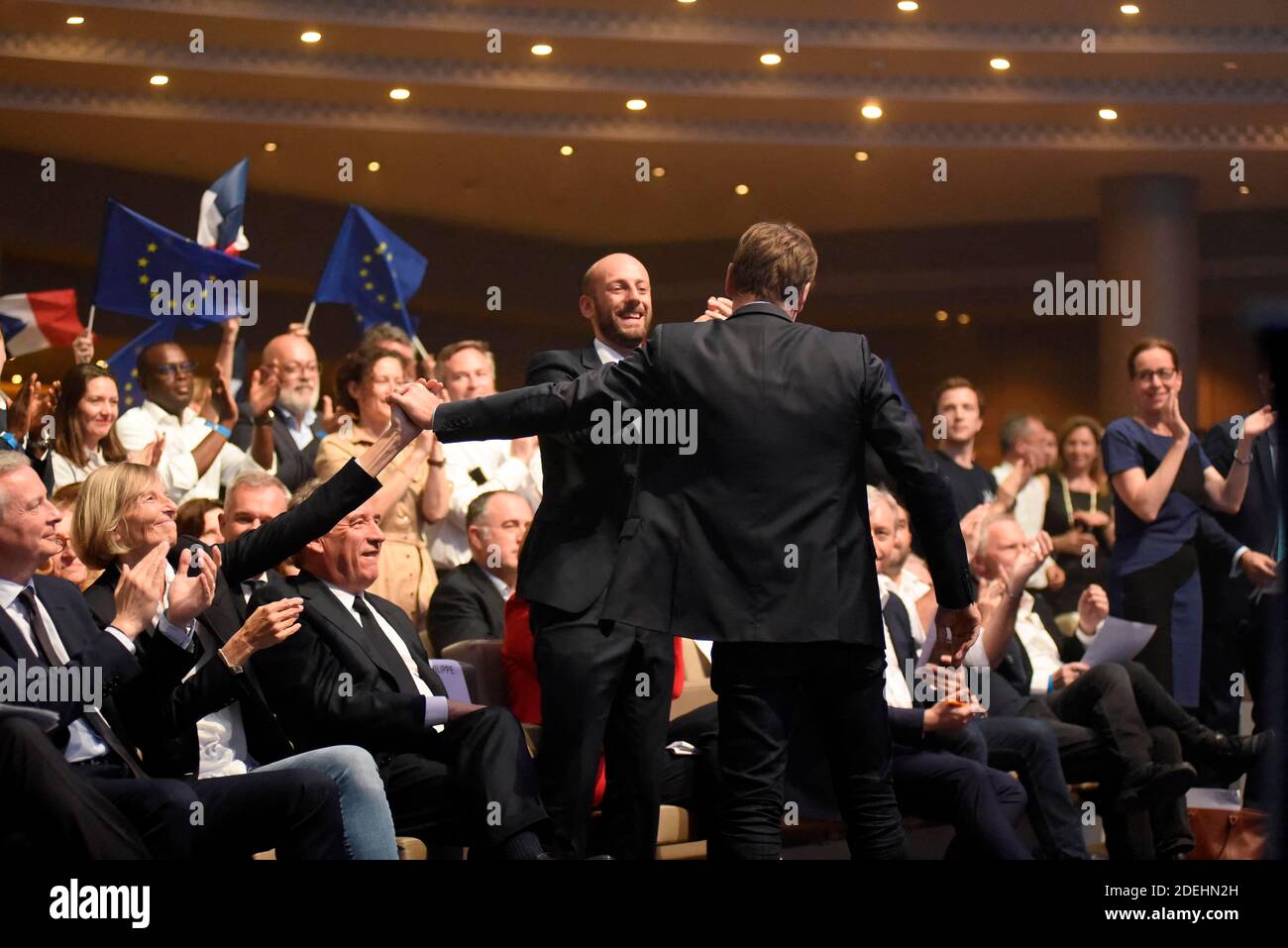 Upcoming general election campaigning hi-res stock photography and ...