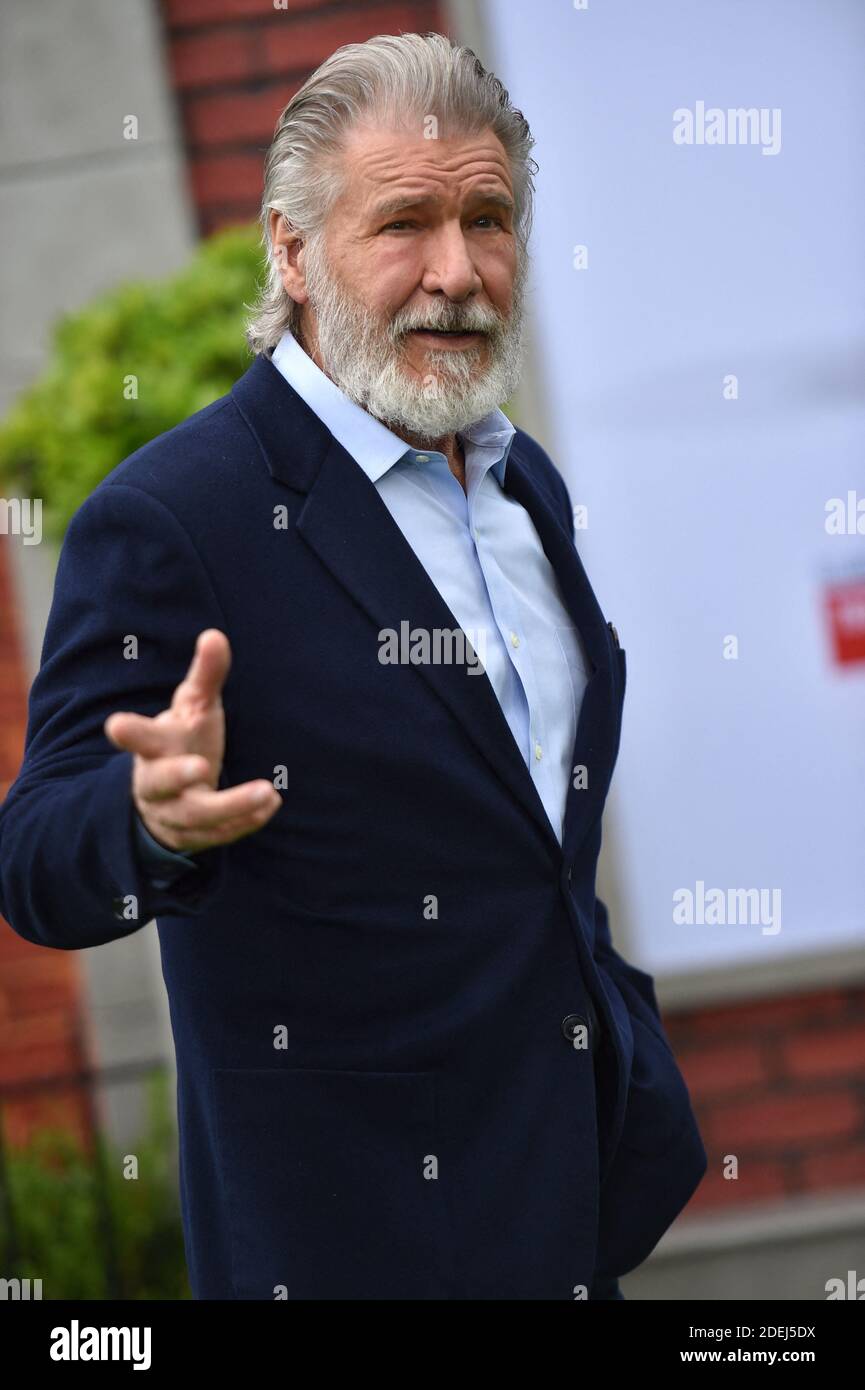 Harrison Ford attends the Premiere of Universal Pictures' 'The Secret ...