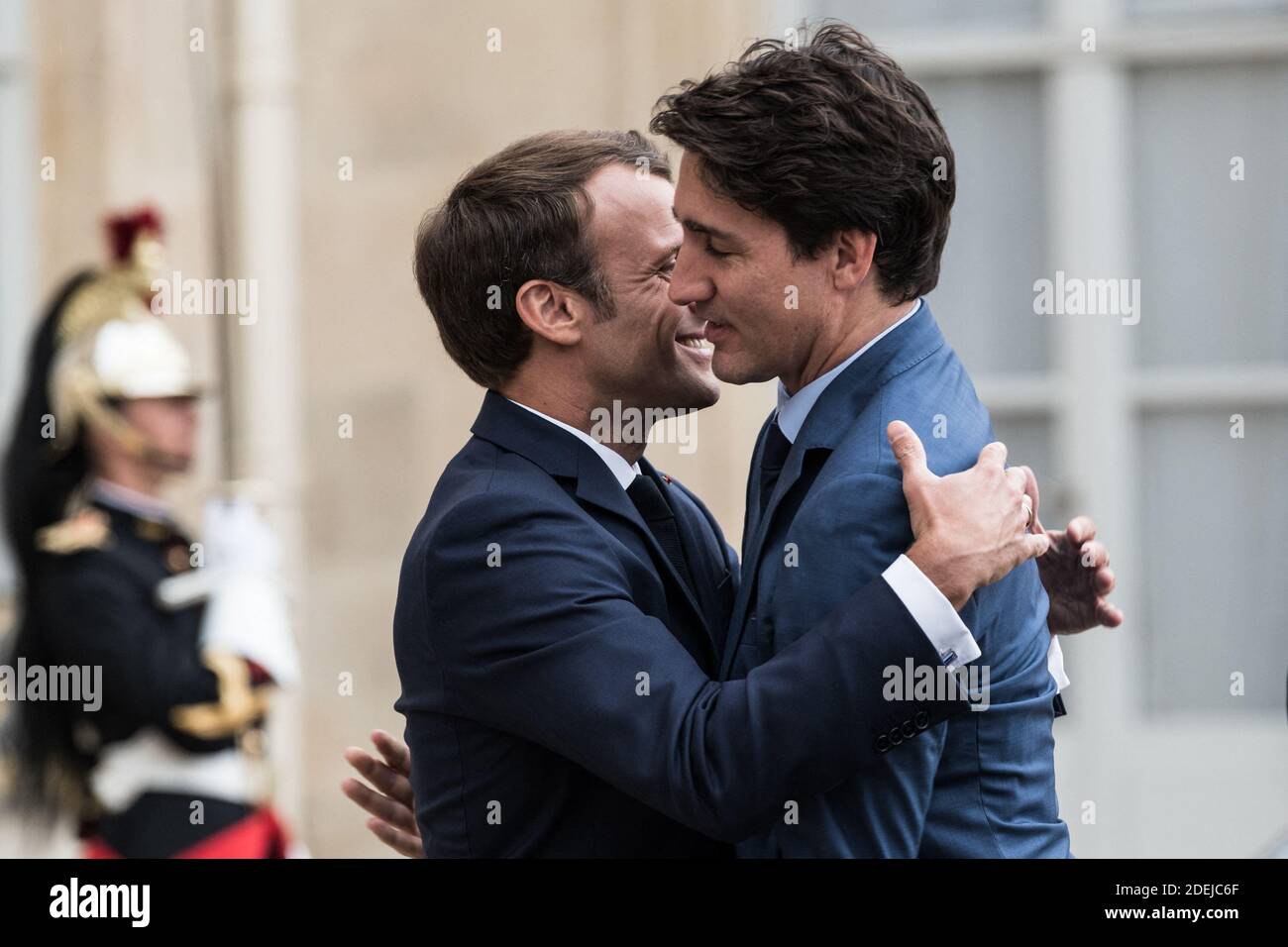French President Emmanuel Macron receives Canadian Prime Minister ...