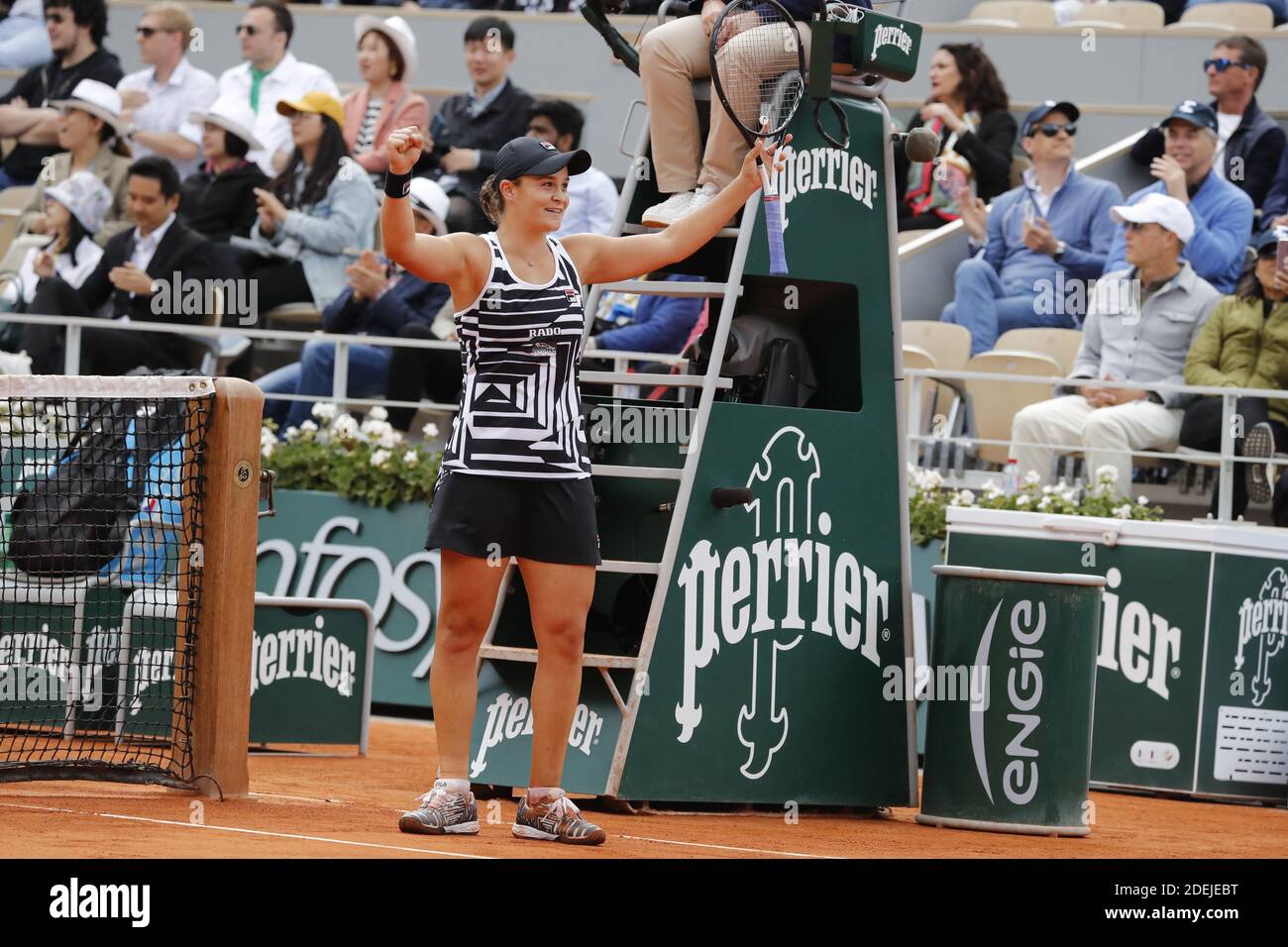 Australia's Ashleigh Barty beats Czech Republic's Marketa Vondrousova ...
