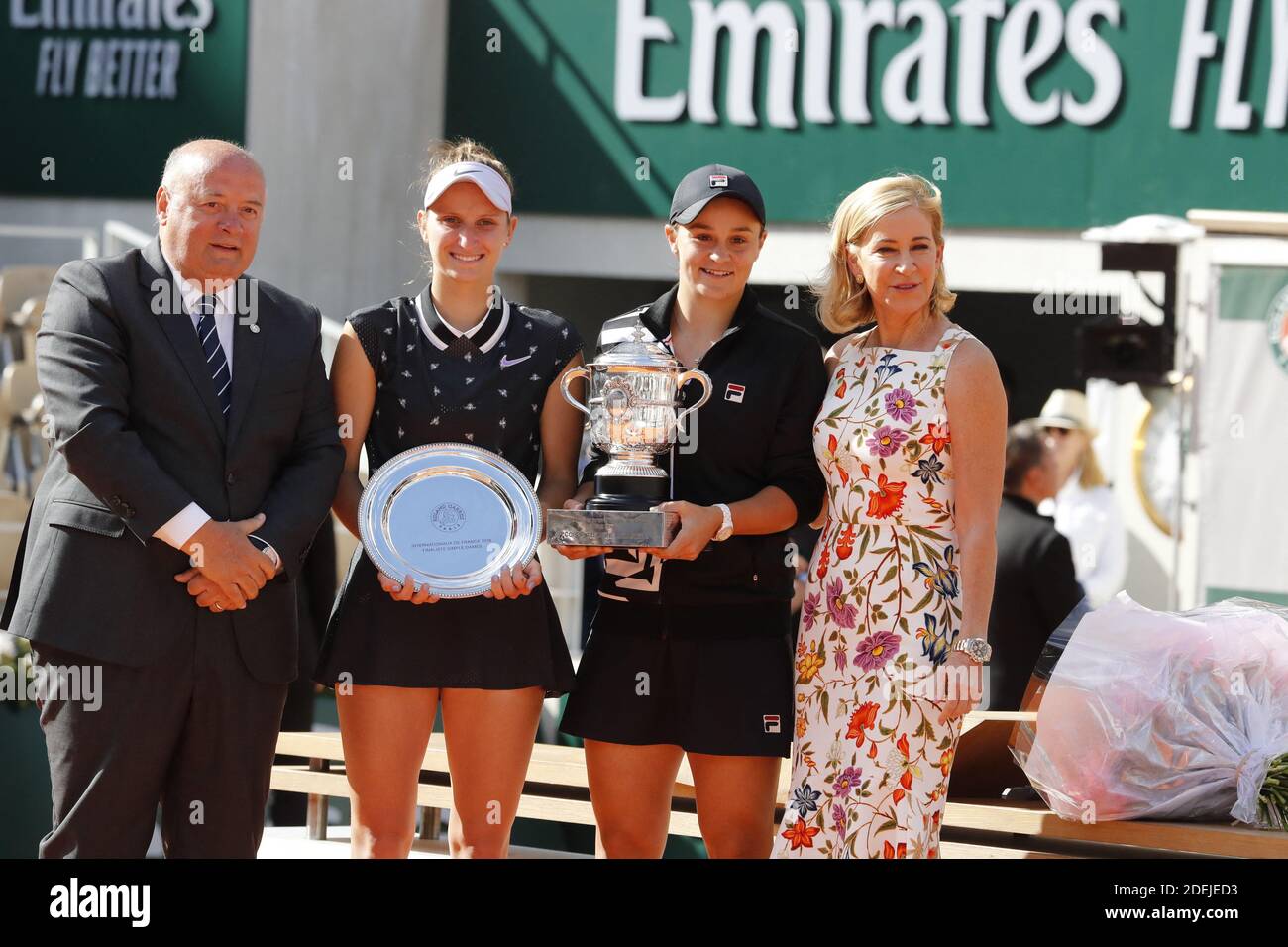 Australia's Ashleigh Barty beats Czech Republic's Marketa Vondrousova ...