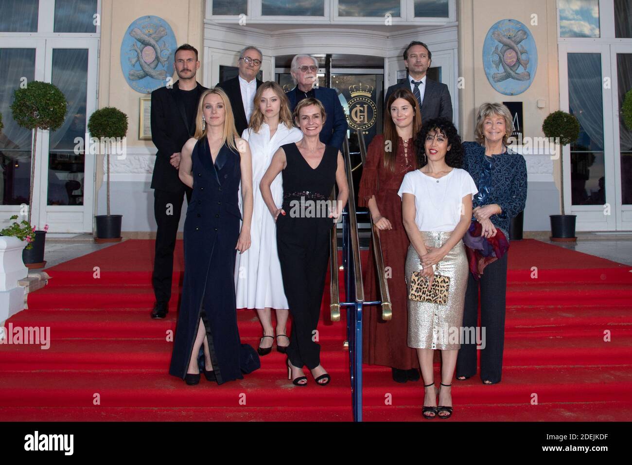 Laetitia Dosch, Lou De Laage, Sandrine Bonnaire, Alice Pol, Naidra ...