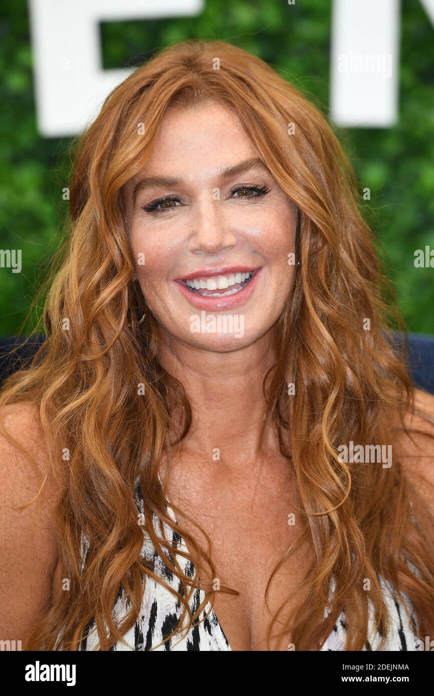 Poppy Montgomery From The Serie Reef Break Attends The 59th Monte
