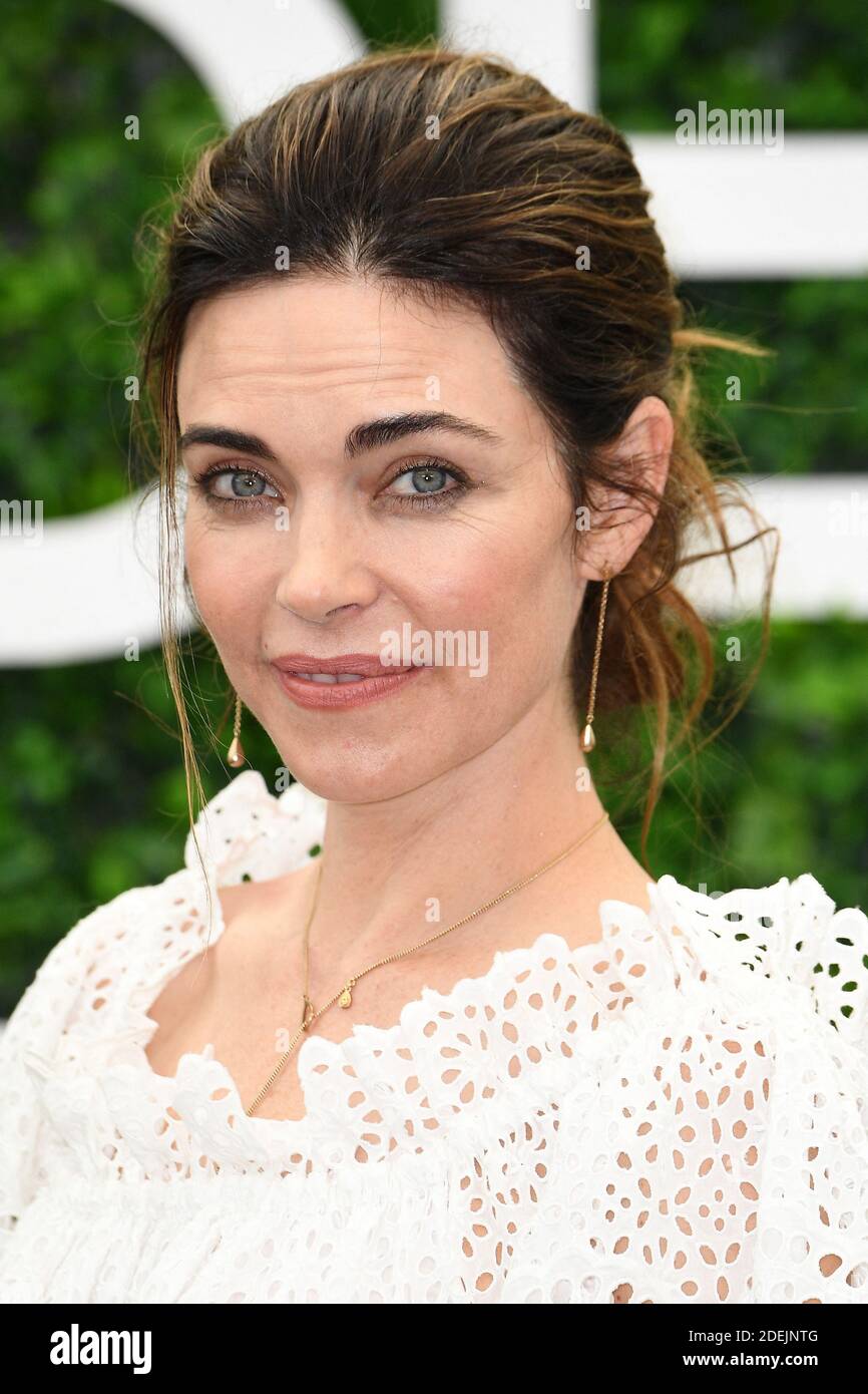 Amelia Heinle from the serie 'The Young and The Restless' attends the ...