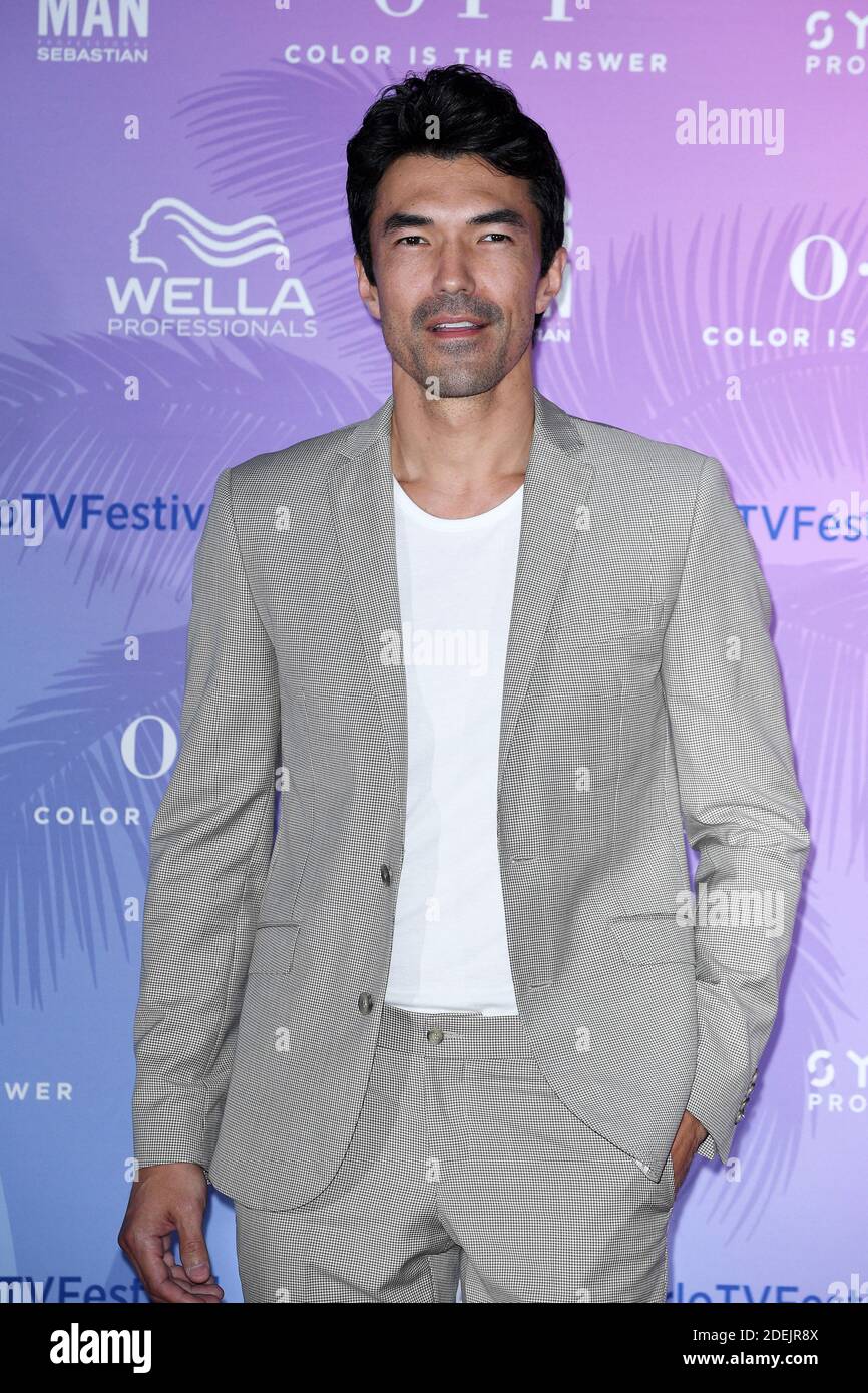 Ian Anthony Dale arrives at the TV Series Party during the 59th Monte ...