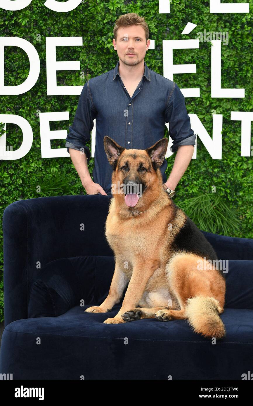 Canadian actor John Reardon and Diesel vom Burgimwald from the TV serie ...