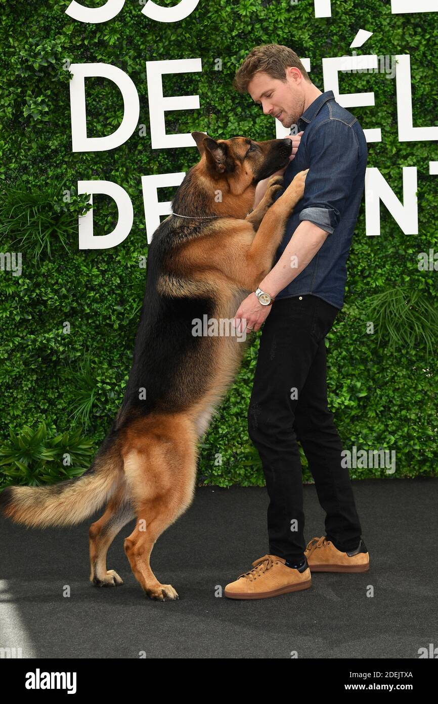 Canadian actor John Reardon and Diesel vom Burgimwald from the TV serie ...