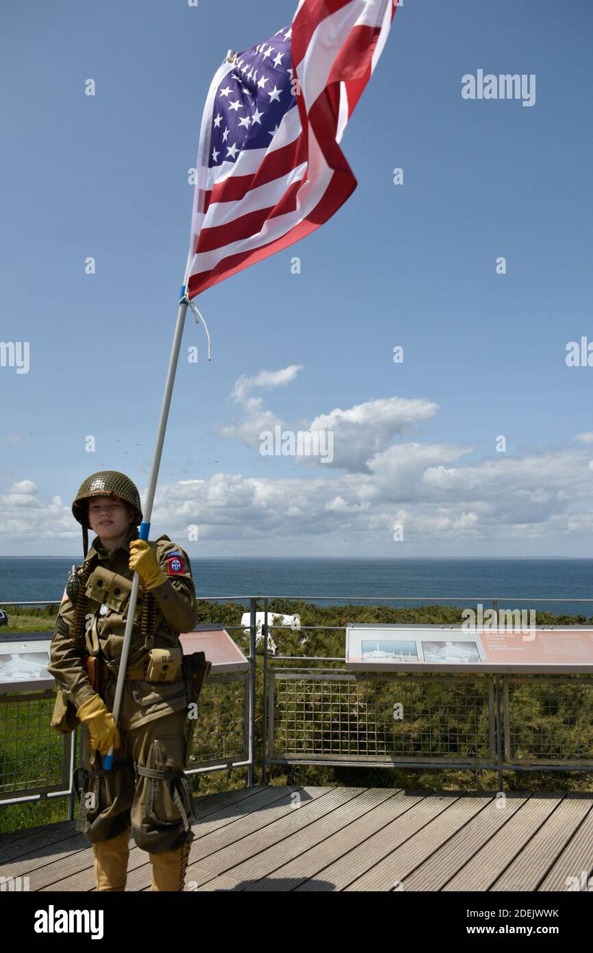 US Army Rangers dressed in the uniforms of Rangers from World War II ...