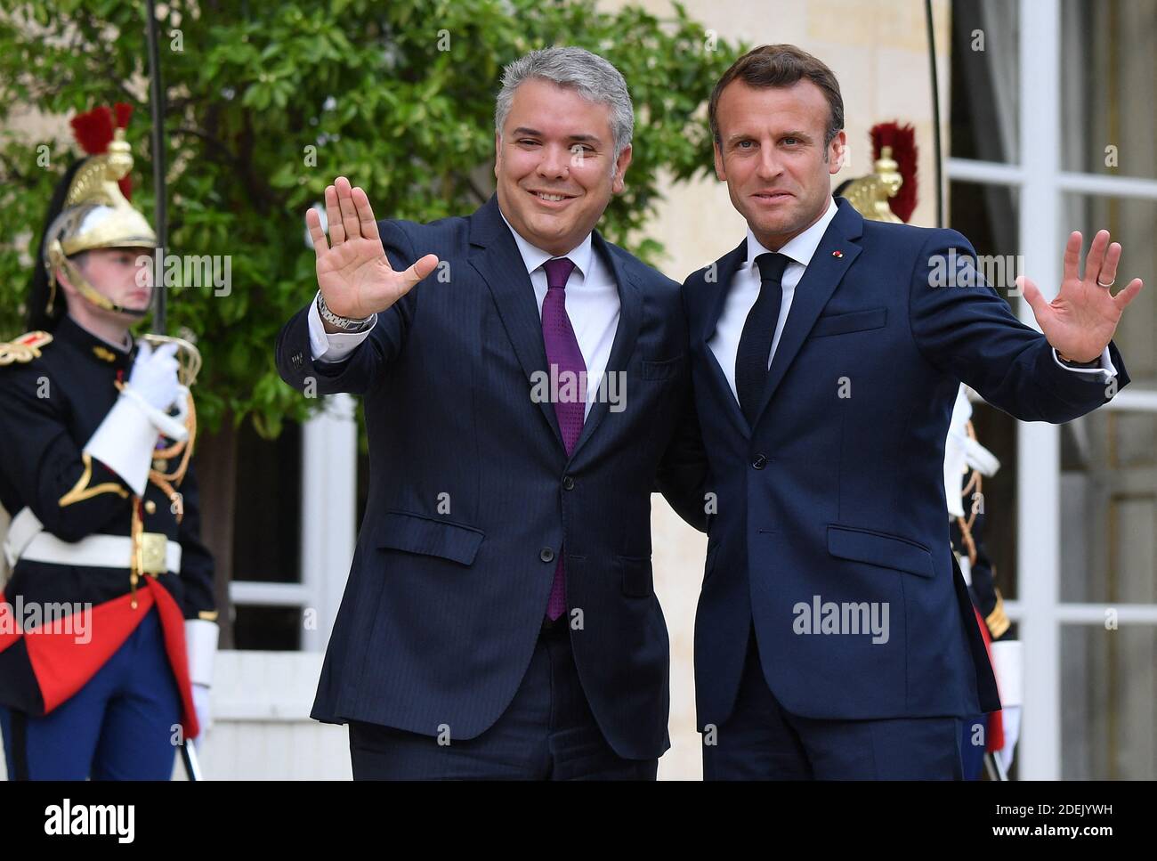 French President Emmanuel Macron with Colombian President Ivan Duque ...