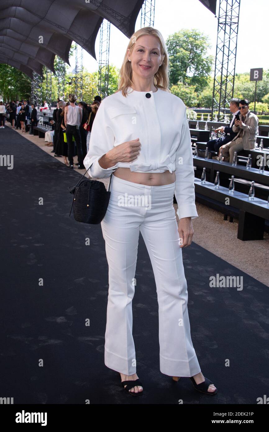 Kelly Rutherford attending the Berluti Menswear Spring Summer 2020 show ...