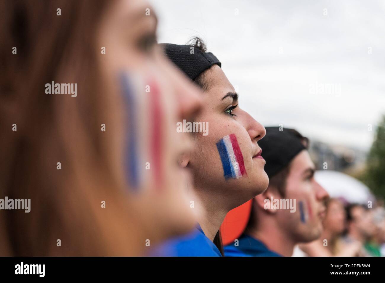 Fans of the French Women football team come to see the 8th of final ...