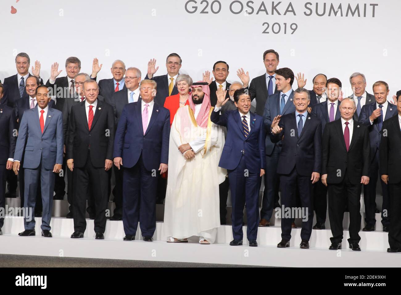 G20 leaders attend the family photo during the G20 Osaka Summit in ...