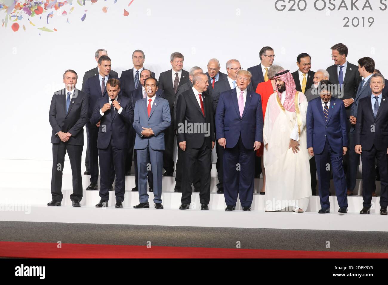 G20 leaders attend the family photo during the G20 Osaka Summit in ...