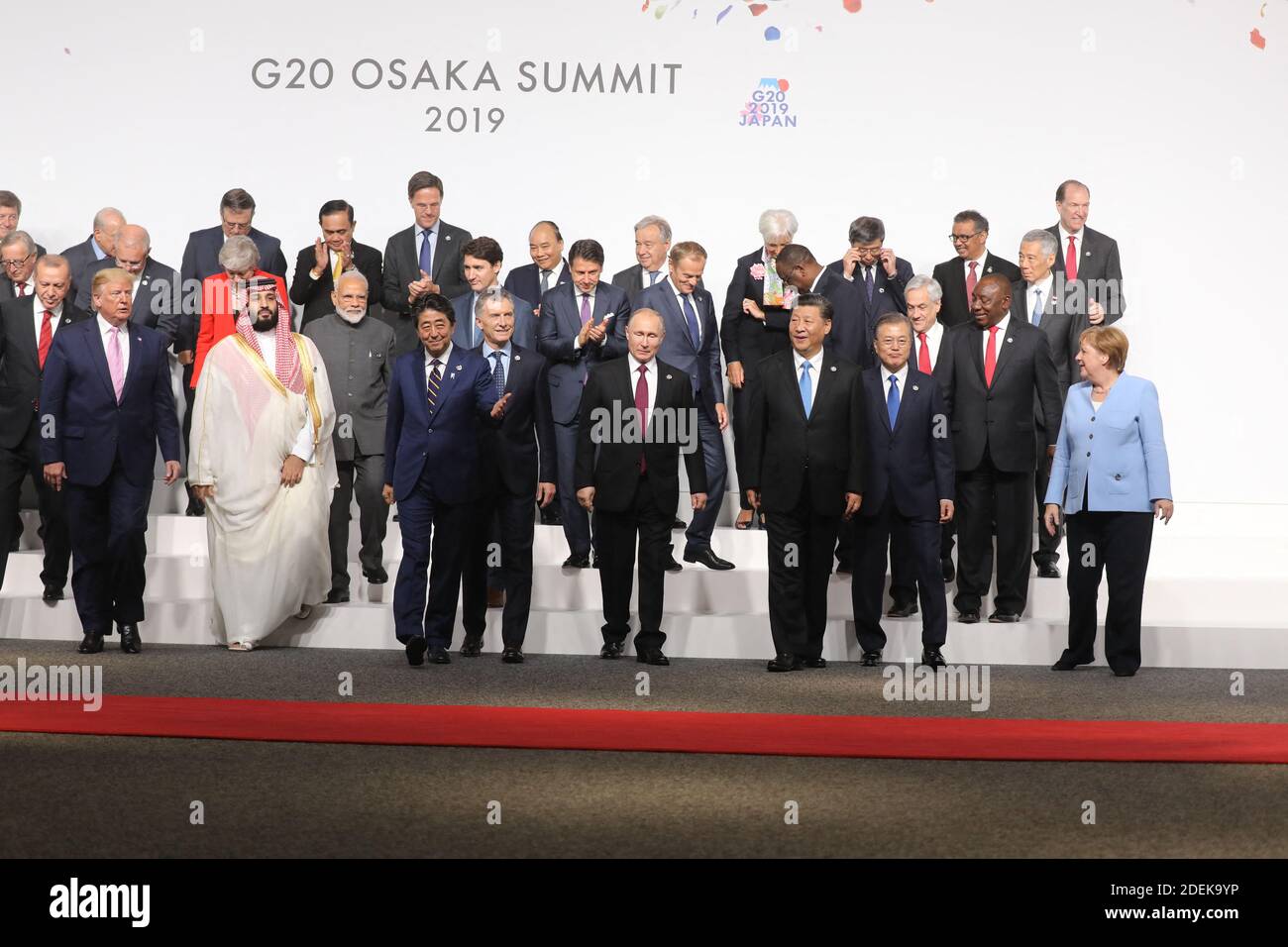 G20 leaders attend the family photo during the G20 Osaka Summit in ...