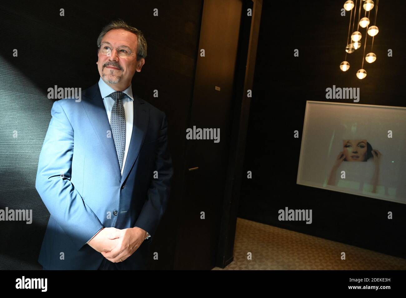 L’avocat Eric Dezeuze du cabinet Bredin Prat pose pour une seance photo ...