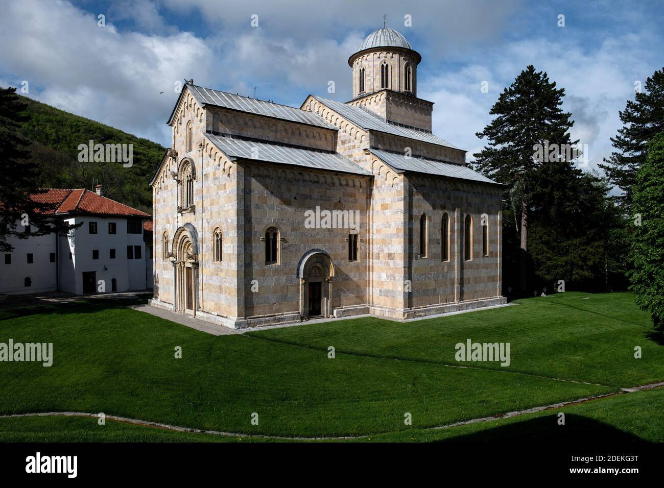 Decani , 27 avril 2019. Monastère de Visoki DeÄ ani . Sa cathedrale est ...