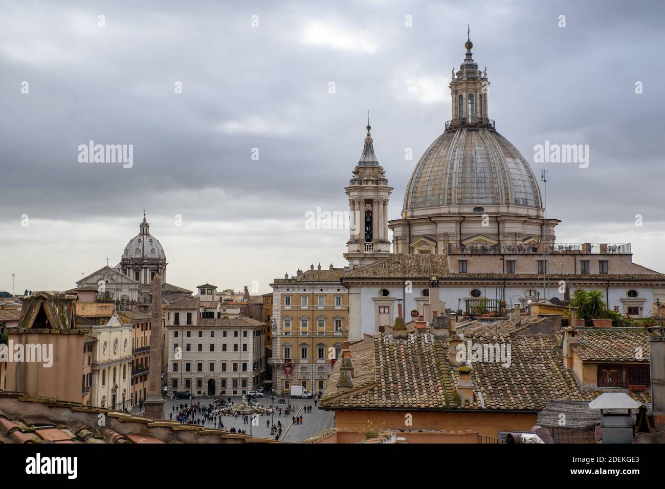 Roof top view in Rome overlooking Piazza Navona Stock Photo - Alamy