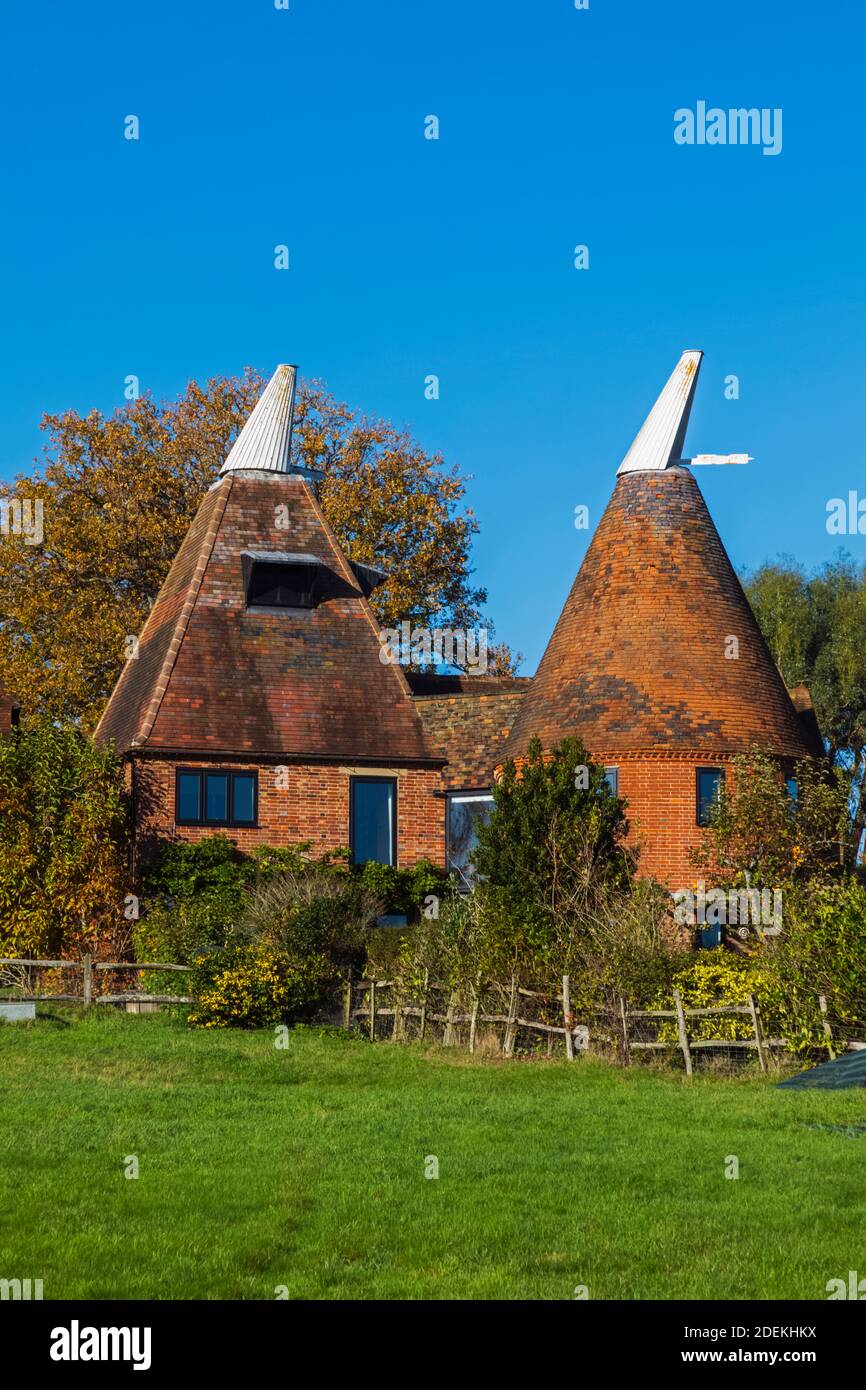 England, Kent, Converted Oast Houses aka Oasts near Tunbridge Wells ...