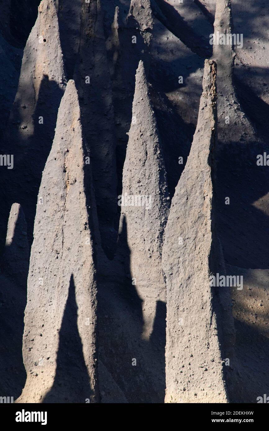 Pinnacles in sand creek crater lake hi-res stock photography and images ...