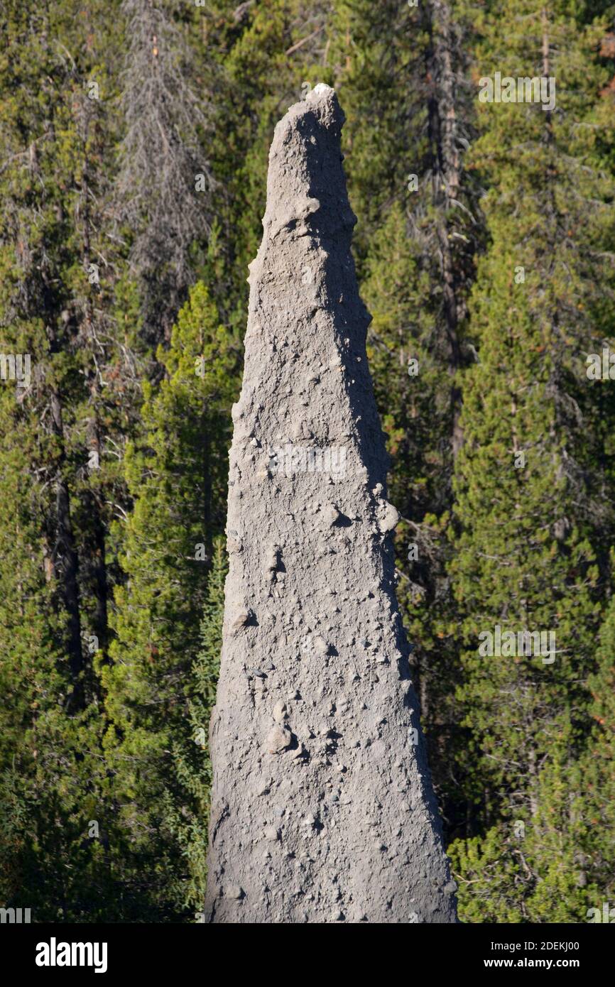 Pinnacles in Pinnacles Valley, Crater Lake National Park, Volcano ...